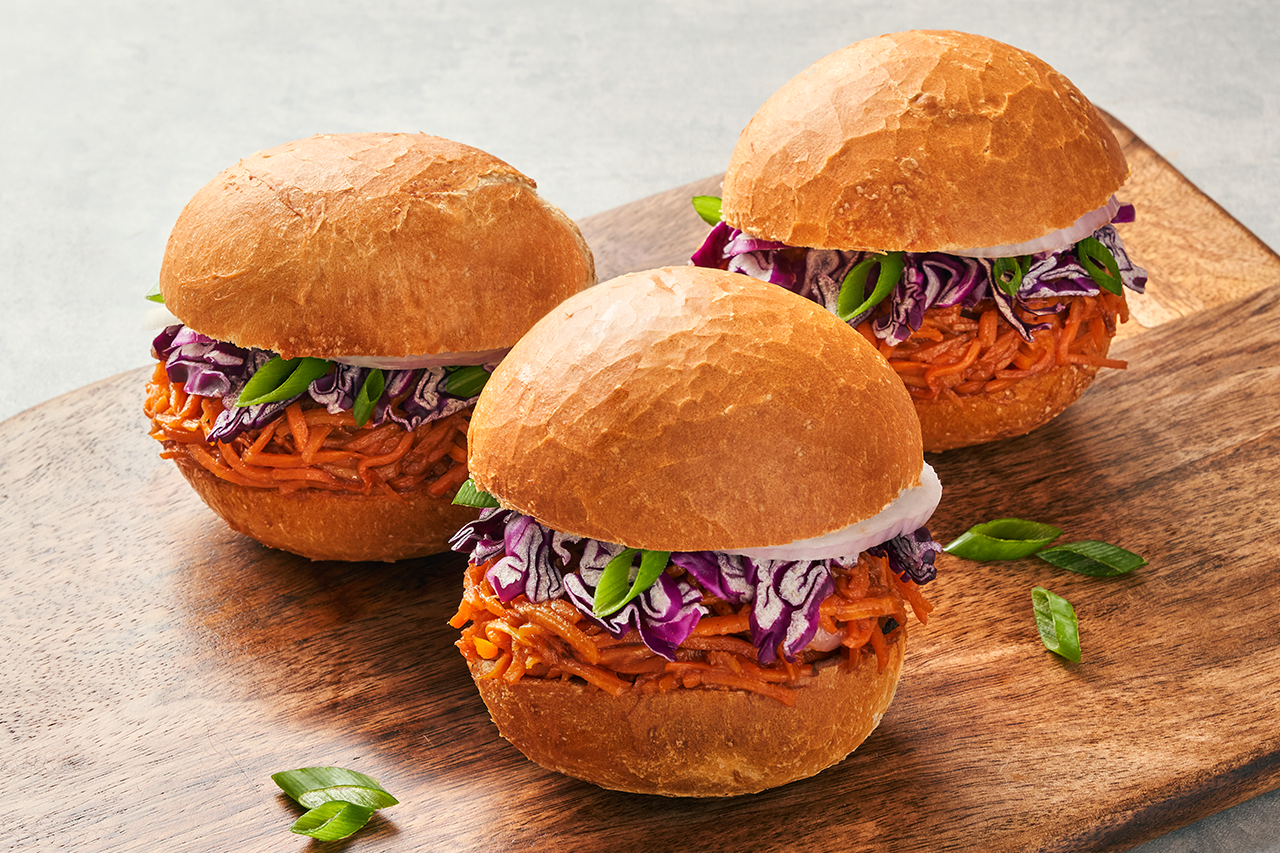 Pulled BBQ Carrot Sliders - Grimmway Farms